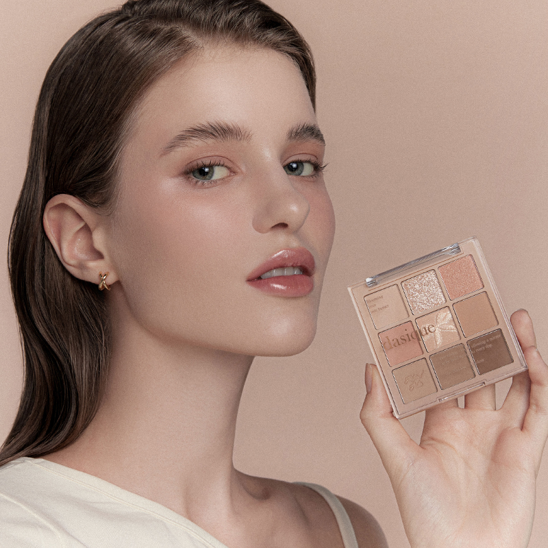 Dasique | Eyeshadow Palette - Muted Nuts