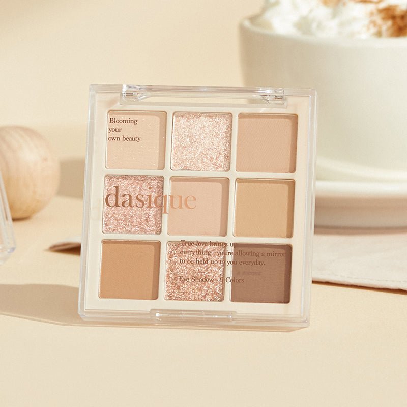Dasique | Glitter Eyeshadow Palette : Milk Latte